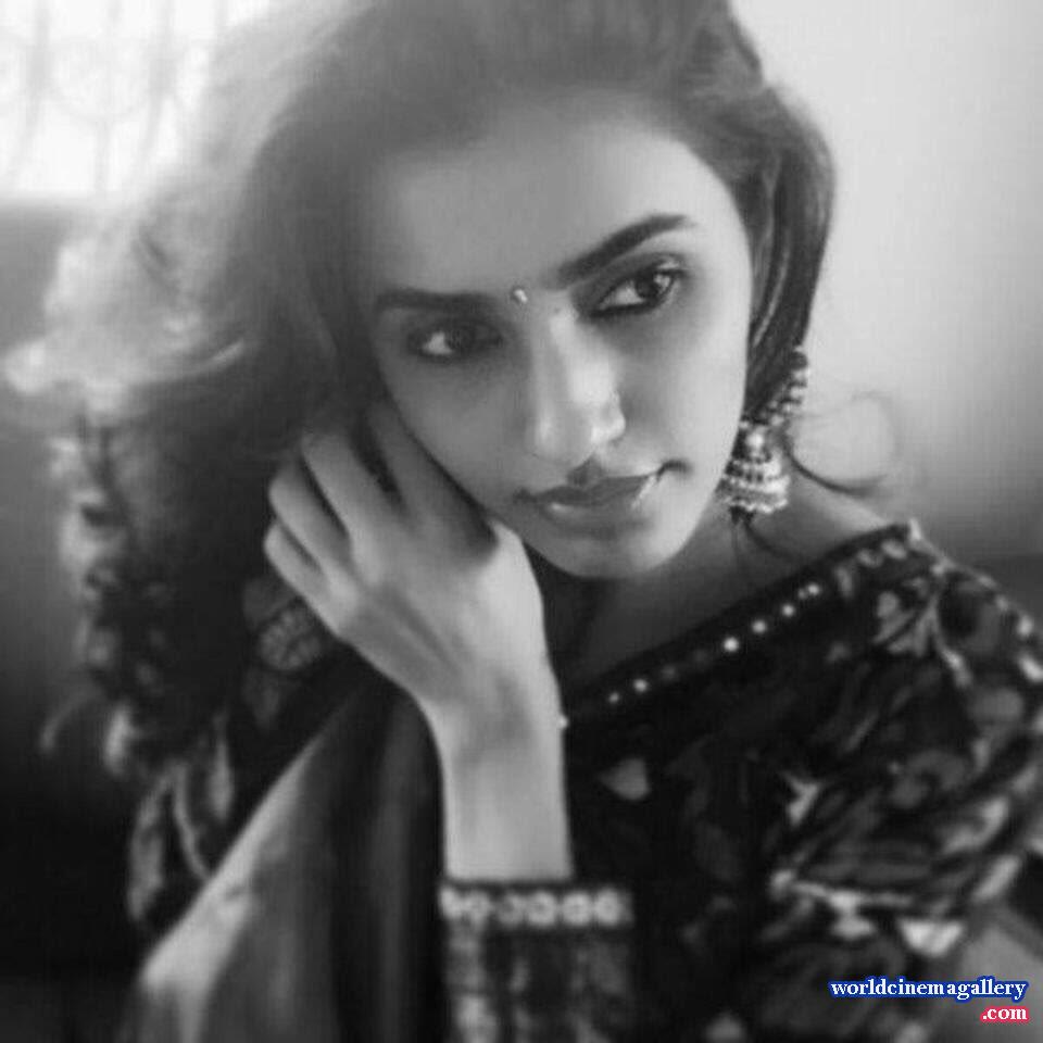 Akshara Gowda Latest Hot Stills