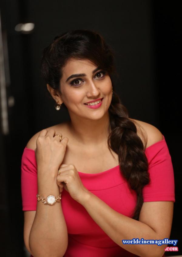 Manjusha photos at Inkokkadu movie success meet