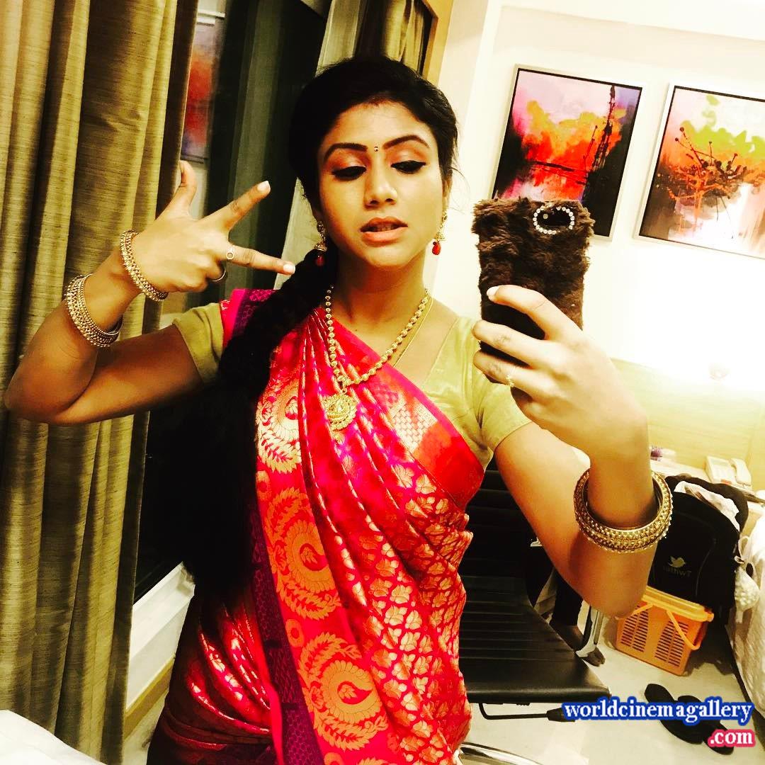 Raja Rani serial actress semba Alya Manasa Stills