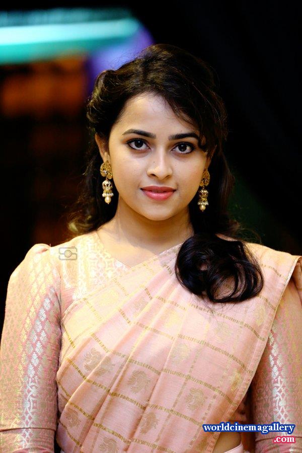 Sri Divya Saree Stills